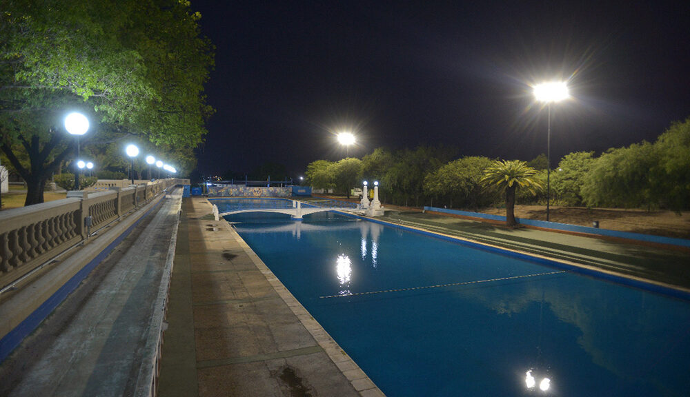 Renovaron las instalaciones eléctricas de la pileta del Parque ...