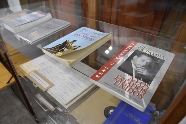 Reediciones y homenajes celebran a René Favaloro a 100 años de su ...